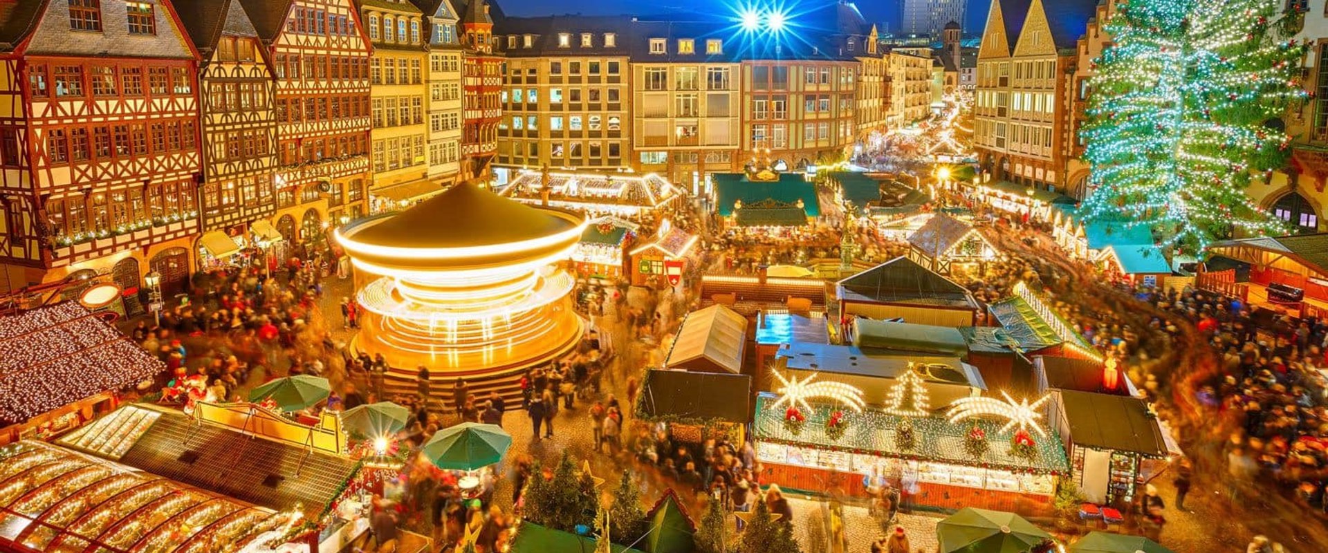 What Types of Entertainment Can You Find at the Market?